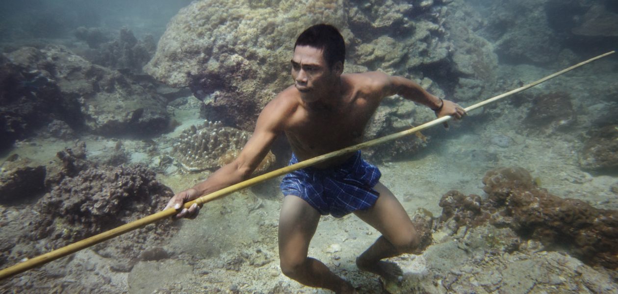 The Moken People dive deep to catch fish - The Wading List